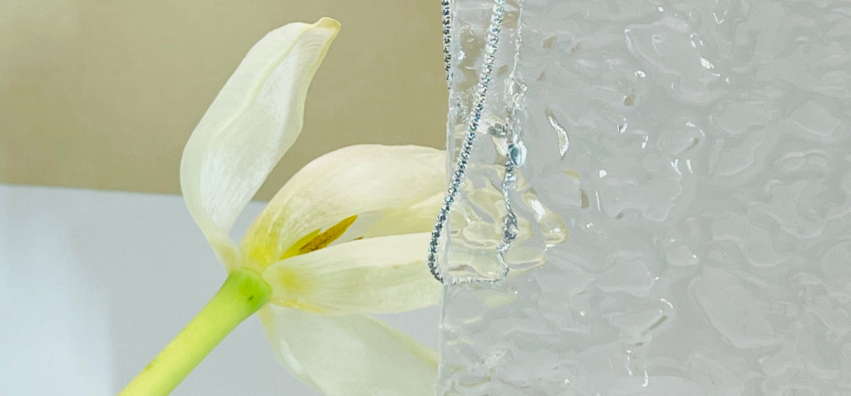 NEW IN : FEMINIA – iLLii